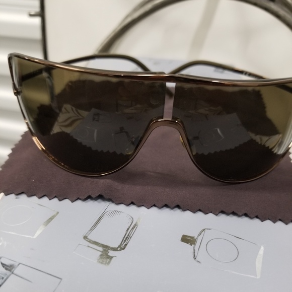 Yves Saint Laurent | Accessories | Ysl Sun Glasses | Poshmark